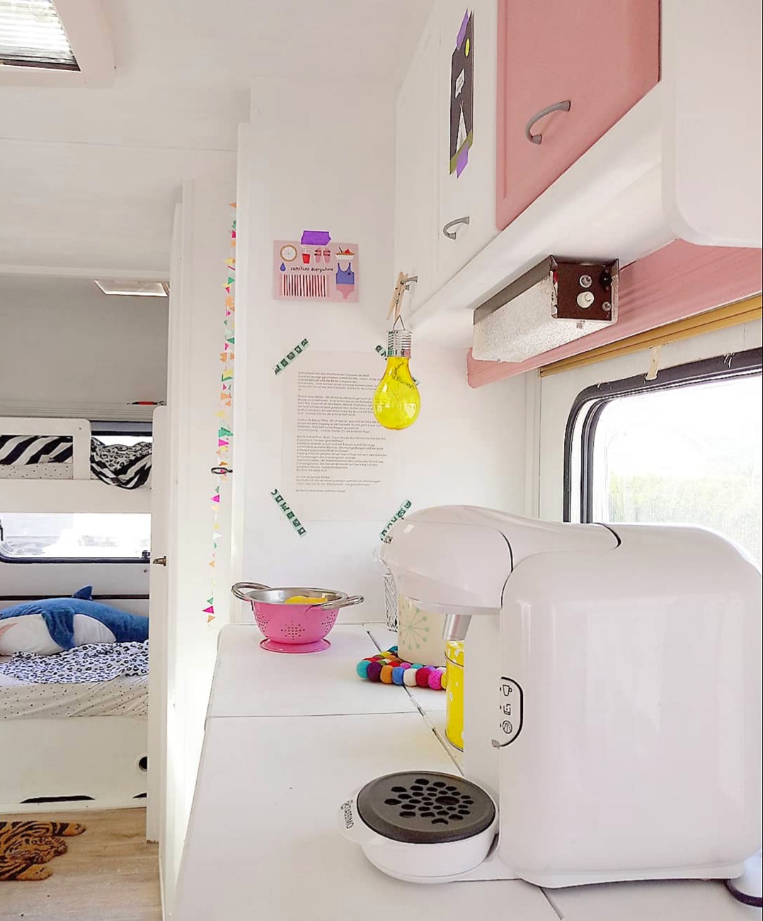 Colorful Caravan - Caravanity | happy campers lifestyle